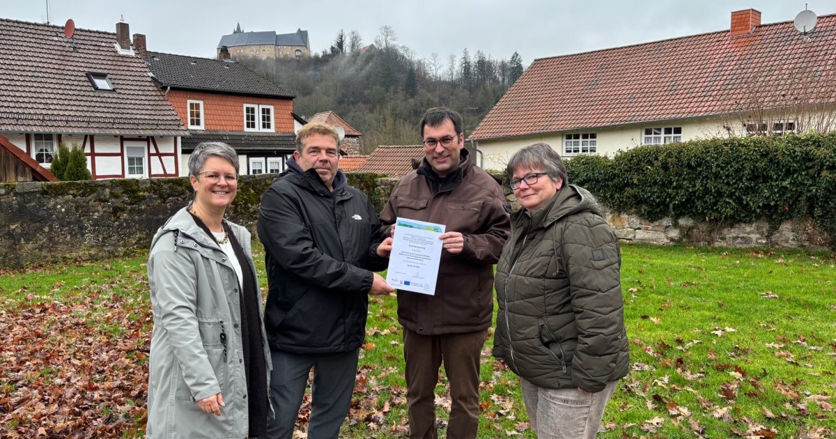 Bewilligungsbescheid für Boule-Bahn und Pavillon im Landgraf-Philipp ...
